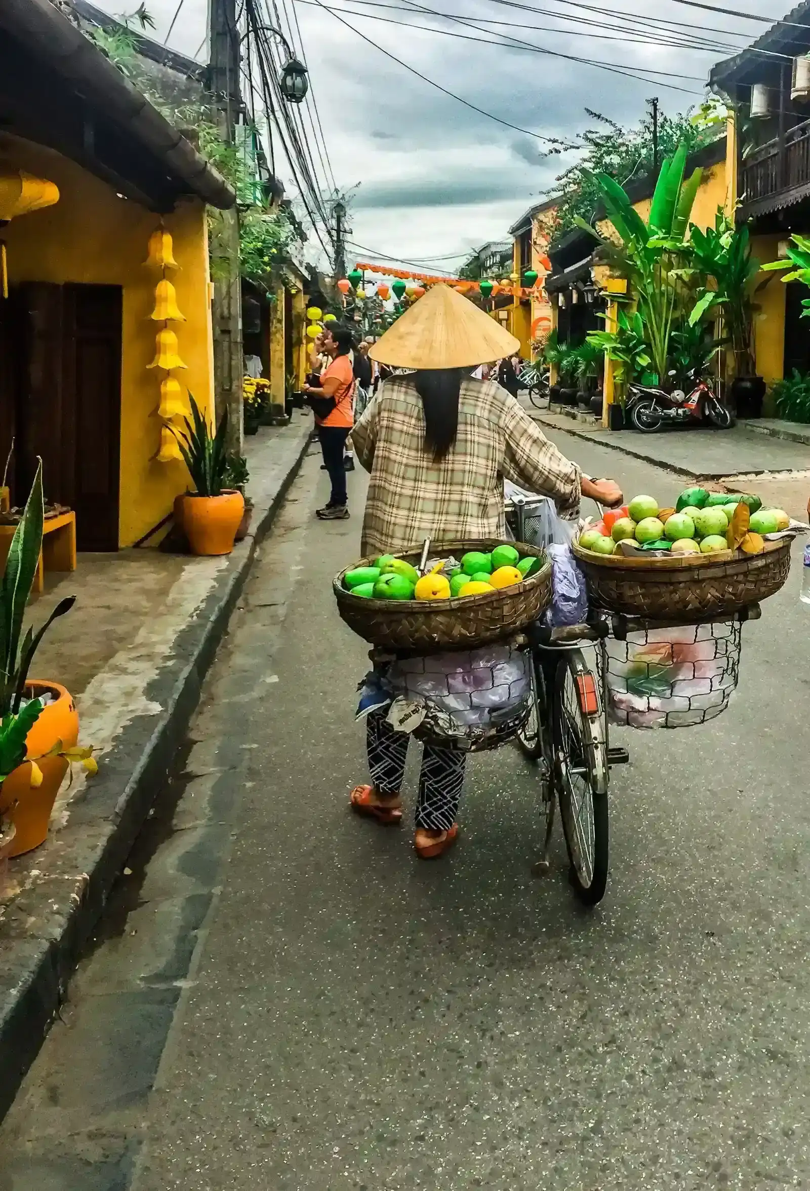 Retire Sooner and Travel More: 6 Places to Live on Under $1K a Month ...