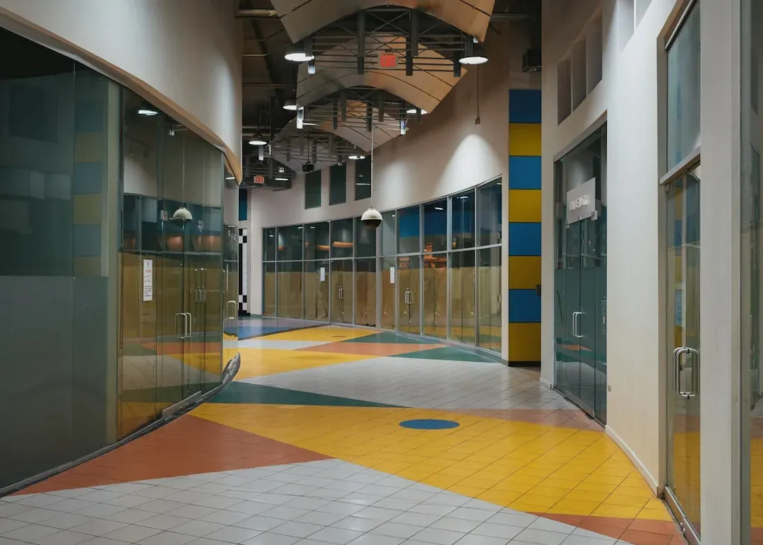 Why These 5 Iconic American Department Stores Are Vanishing Forever ...