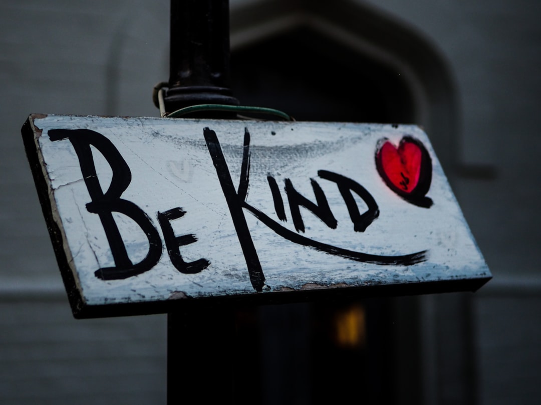 10 Tiny Acts of Kindness That Make a Big Difference in Your ...