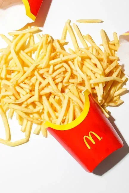 10 Secrets McDonald's Employees Aren't Allowed To Discuss, Former ...