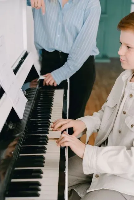 8 Holiday Gift Ideas for Kids That Aren’t Toys, From Classes to Experiences
